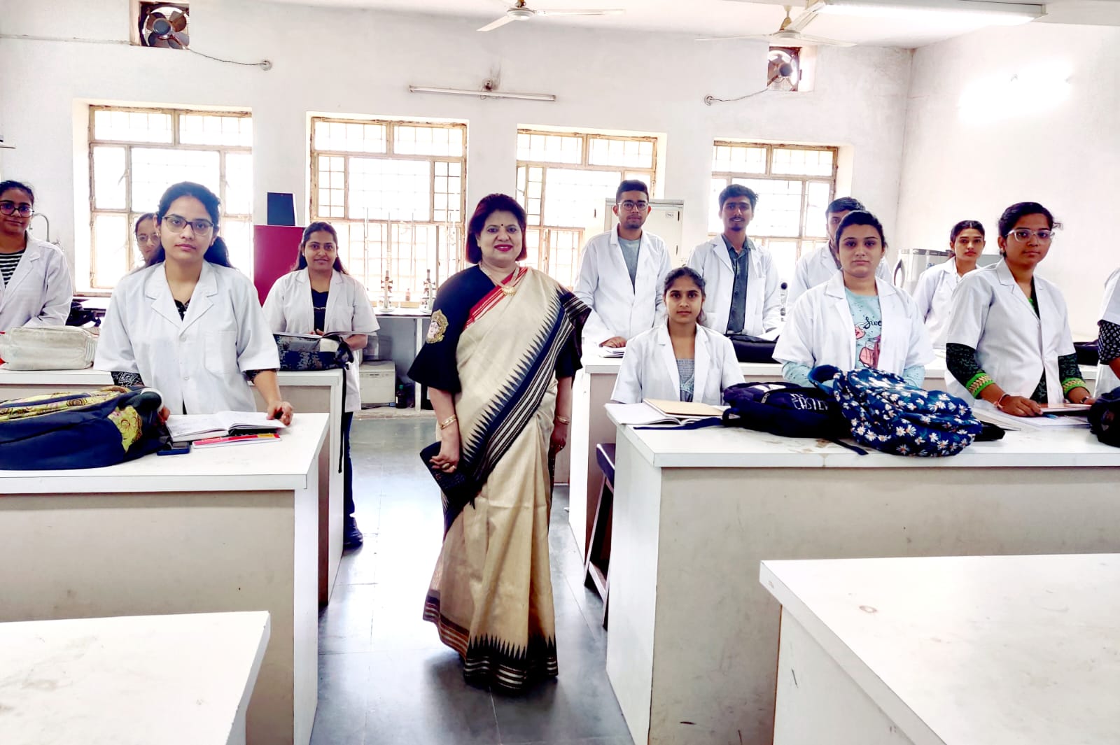 Photo Gallery :: Mohan Lal Sukhadia University